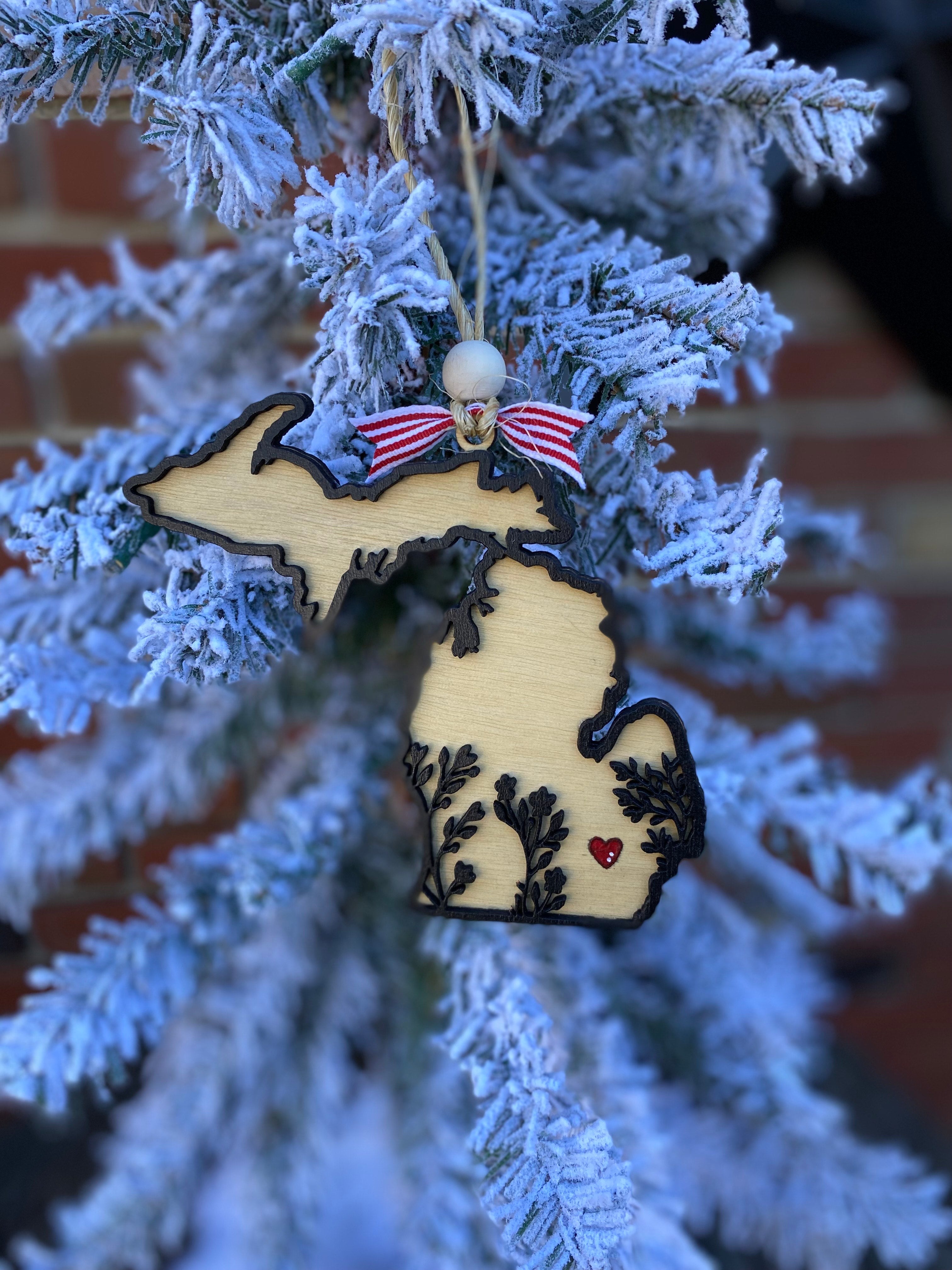 Michigan Ornaments – Detroit Dingo Design